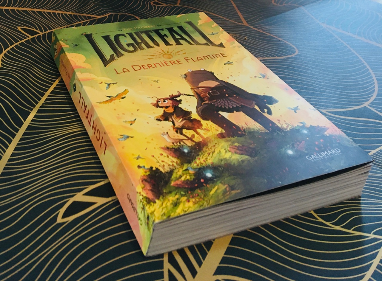 Lightfall, tome 1: La dernière flamme, de Tim Probert (Gallimard ...